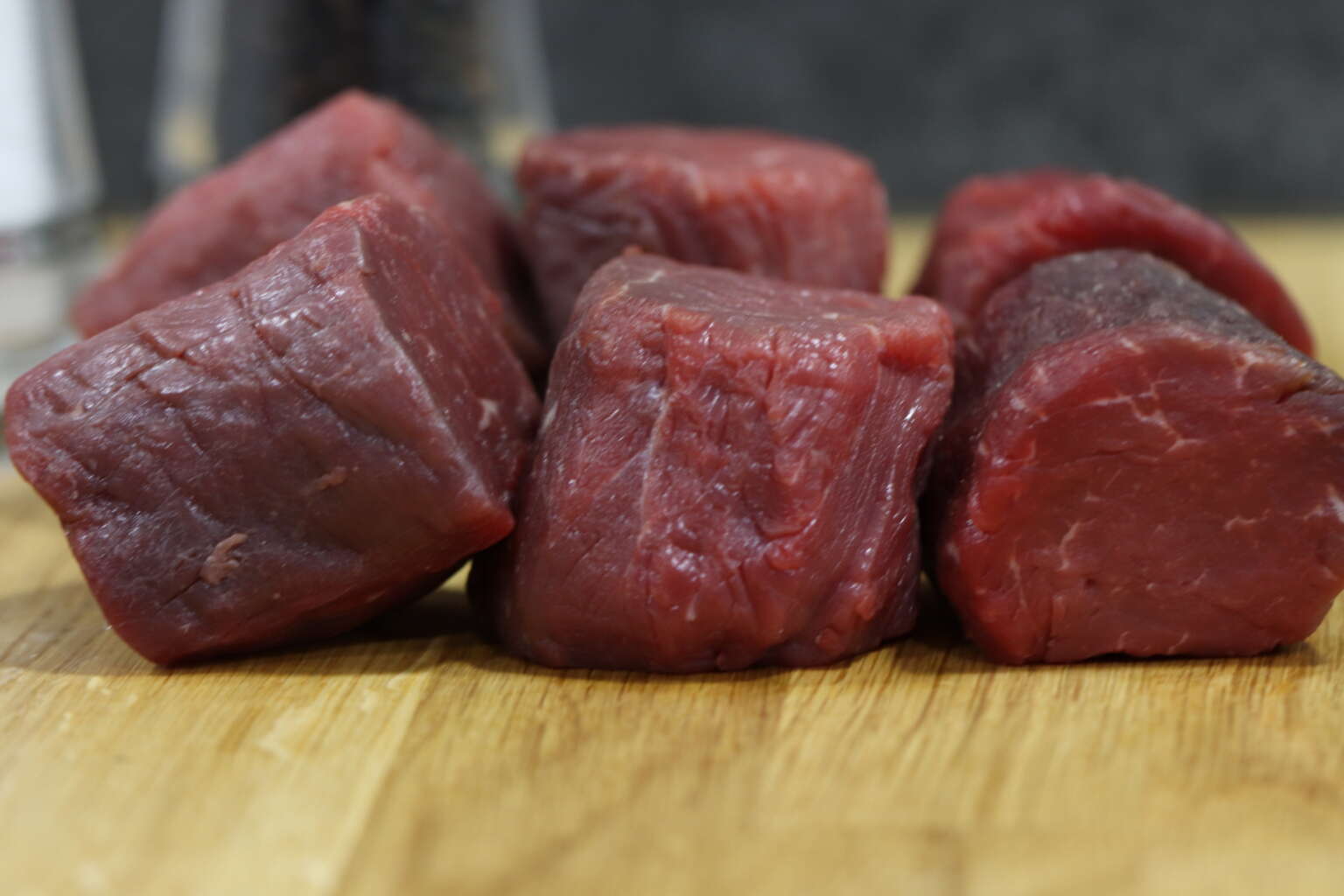 Beef Fillet Medallions (Pack of 6) | Online Butchers | Meat Delivery ...
